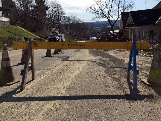 East Liverpool ground slippage cracks house foundations - WFMJ.com