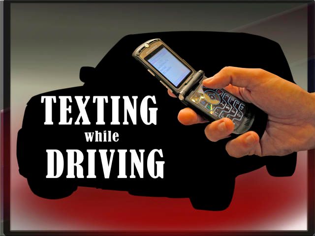 Canfield implements ban on texting while driving - WFMJ.com
