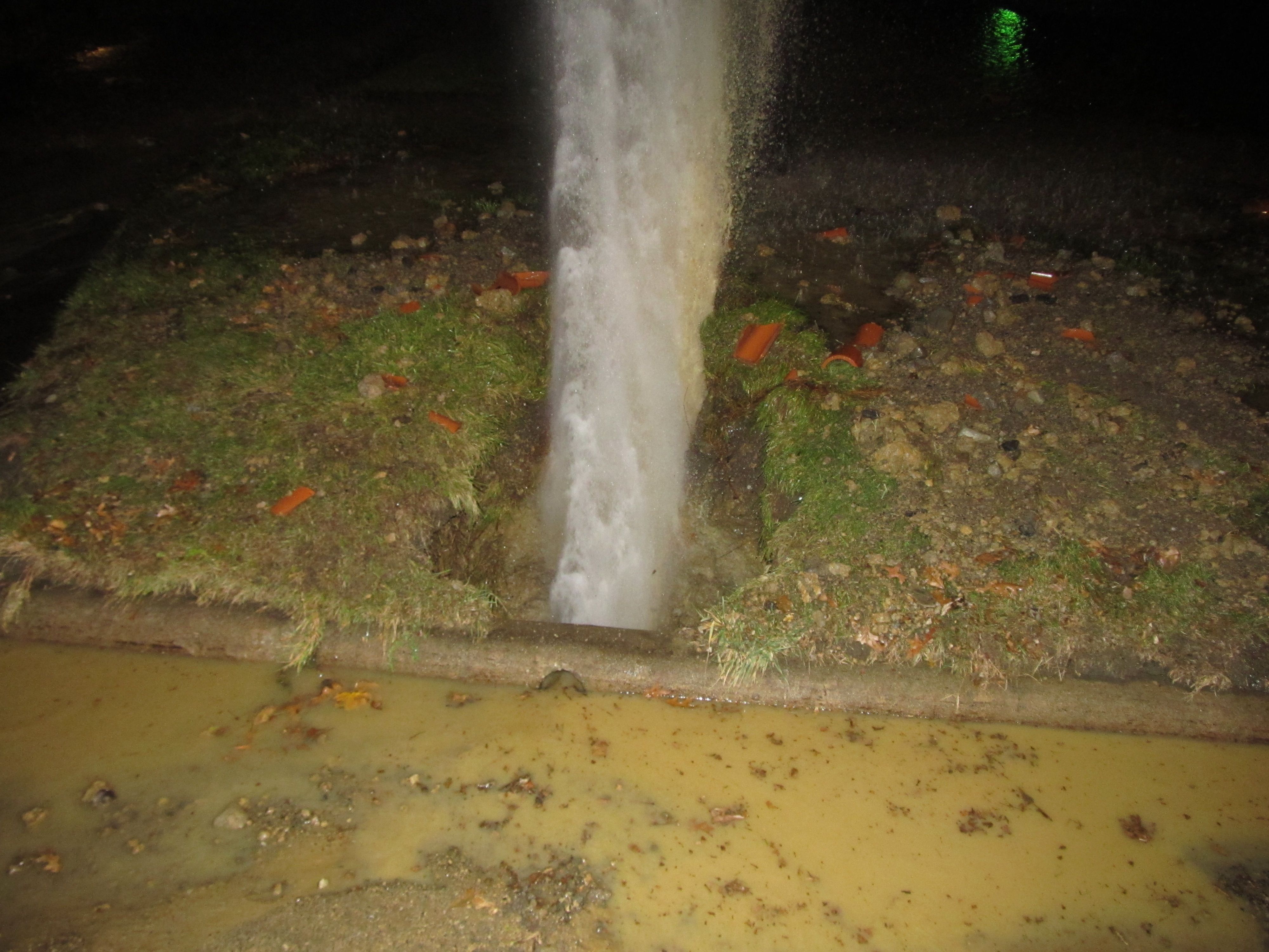 Water main break quickly fixed in Austintown - WFMJ.com