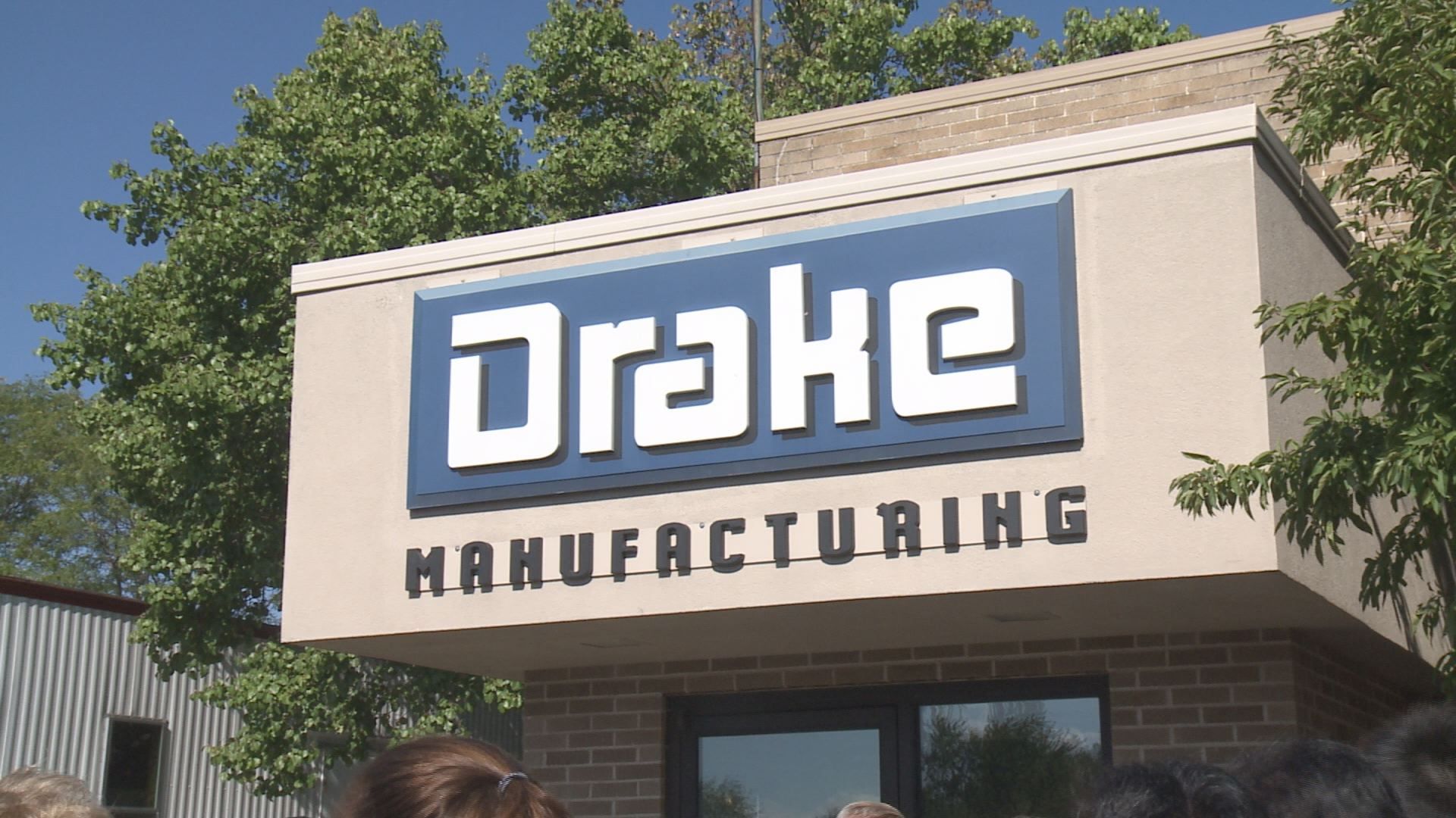 Drake Manufacturing celebrates start of a new era - WFMJ.com