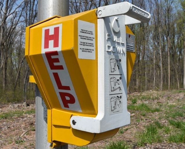 PA Turnpike removing 1,000 yellow emergency call boxes - WFMJ.com