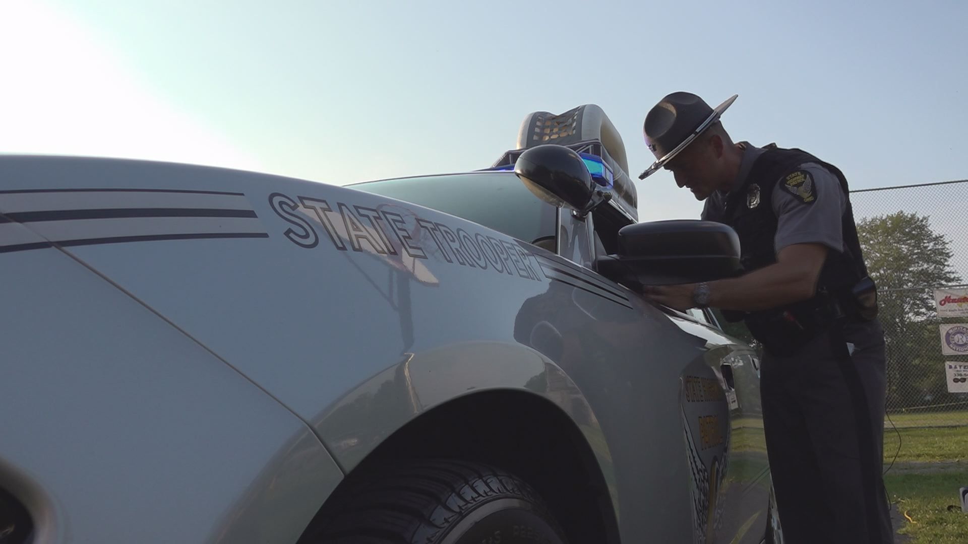 Social media post recognizes OSP Trooper for helping a stranded ...