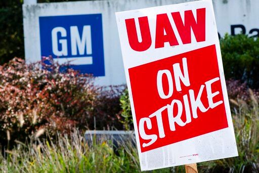 UAW Proposes new 'stand up strike' plan, drawing criticism from workers ...