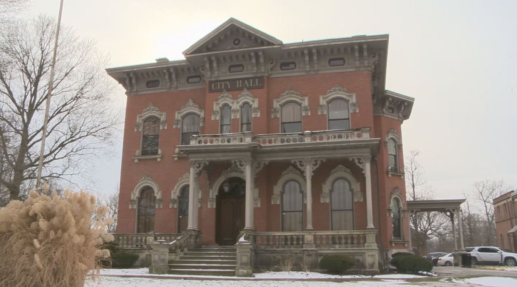 Warren's city hall set to undergo restoration - WFMJ.com