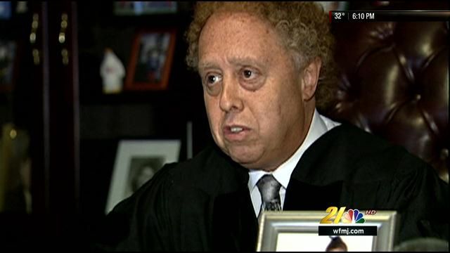 Judge being sued over debt - WFMJ.com
