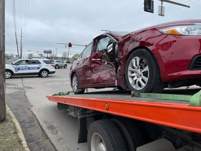 Crash on Route 224 sends two to hospital - WFMJ.com