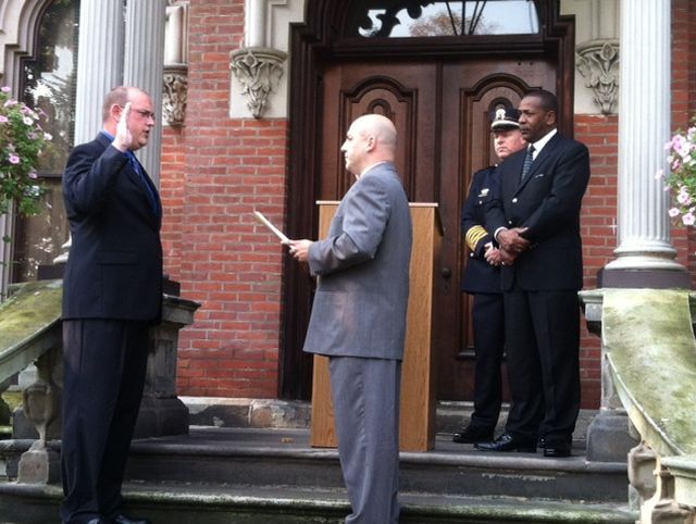 Warren police department adds two new members - WFMJ.com