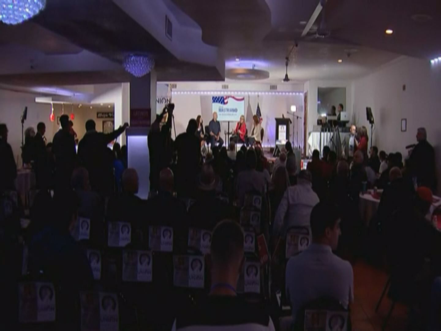 Local Hispanic leaders, officials discuss polling trends among Latinos ...