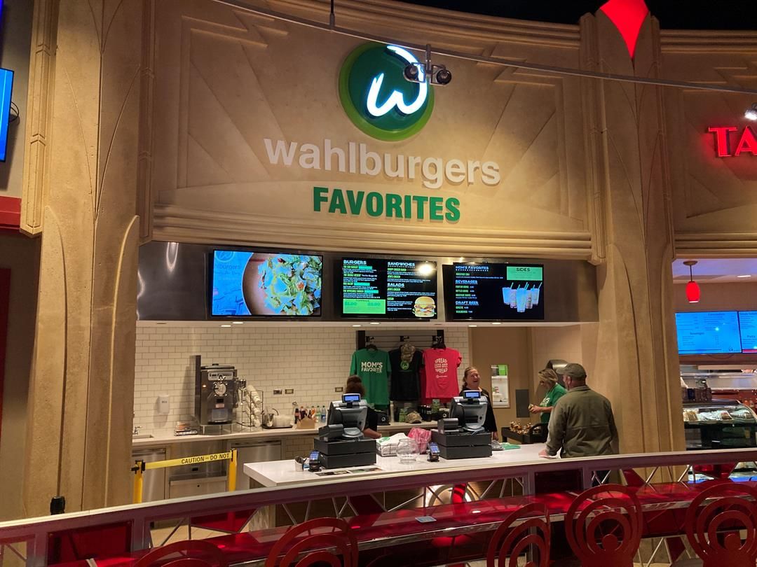Wahlburgers opens new location at Hollywood Gaming in Austintown - WFMJ.com