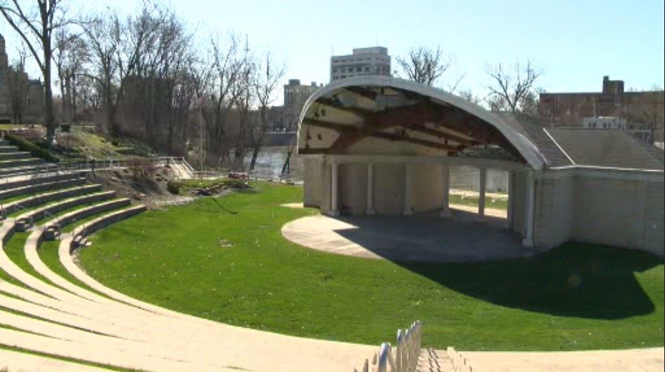 City Council votes to build permanent restrooms at Warren Community ...