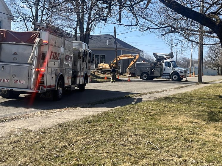 Police Say Drunk Driver Crashes Into Pole Along Elm Street In Struthers