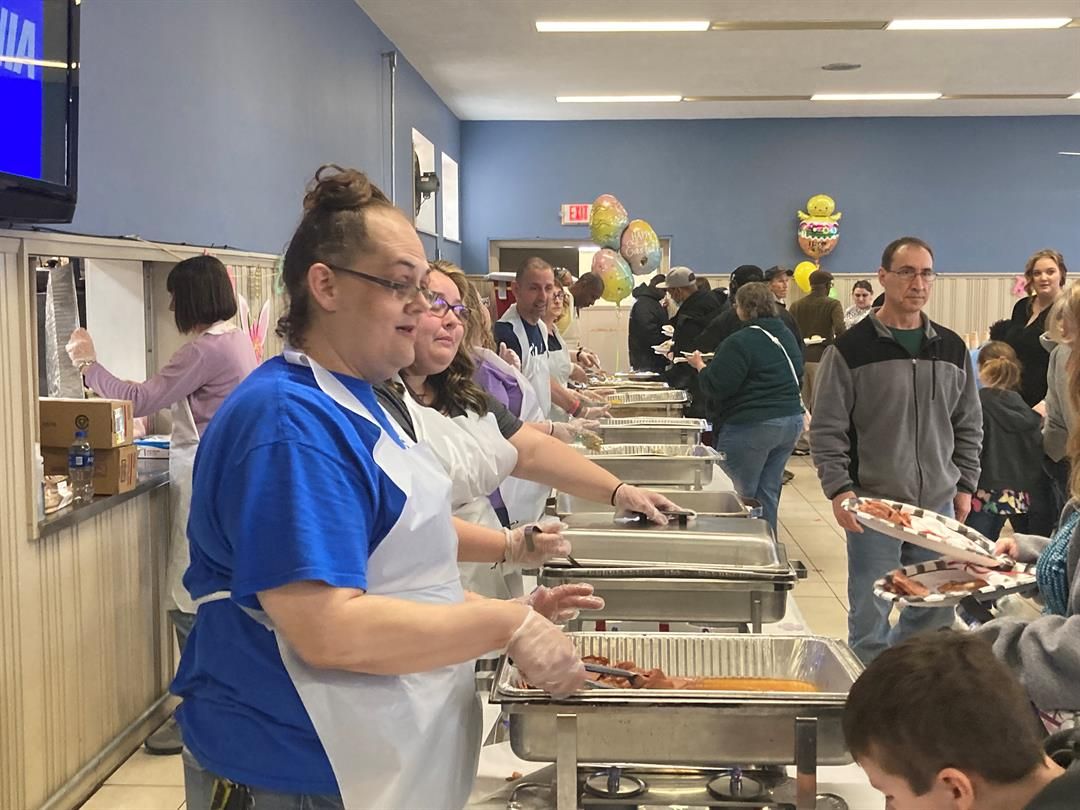 Warren Family Mission distributes over 2,100 Easter meals to families ...