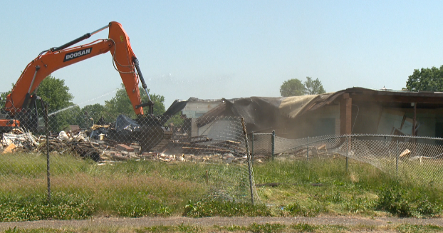 Demolition starts on old East Liverpool middle school, no decision on ...