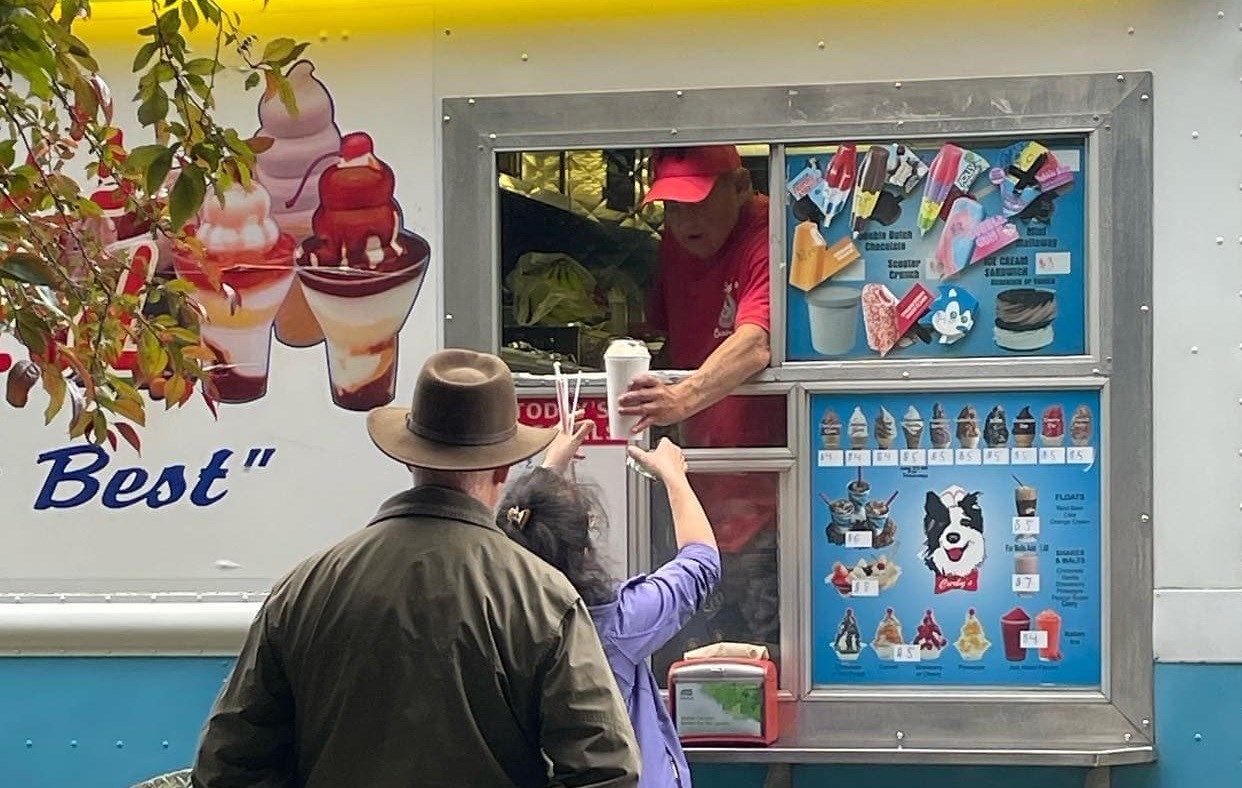 'Food Truck Friday' offers diverse menu in Howland - WFMJ.com