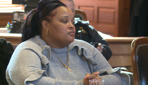 Trial begins for Warren woman accused of hunting down and hitting ...