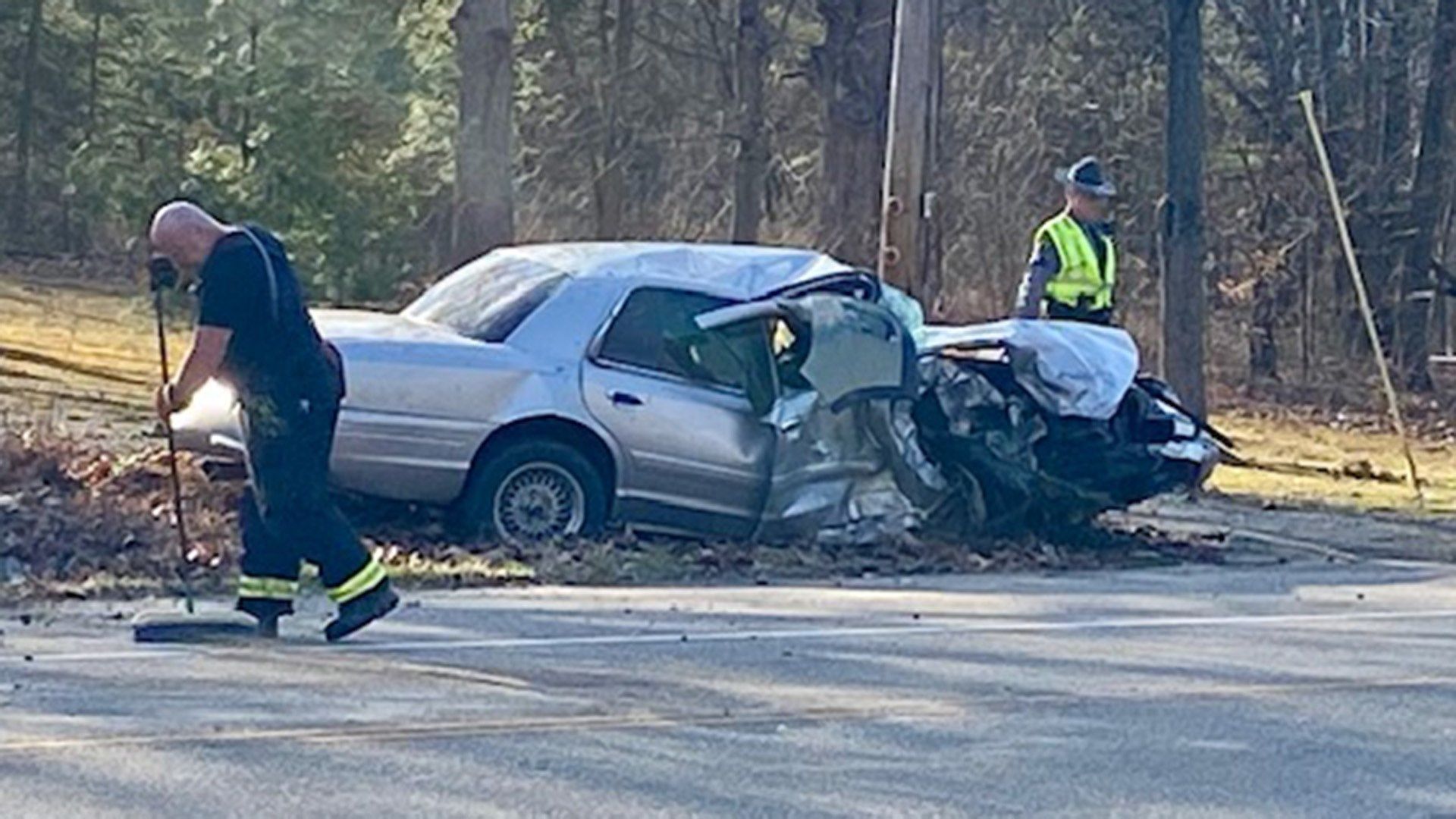 Crash closes State Route 305 near Mosquito Lake State Park in Trumbull ...