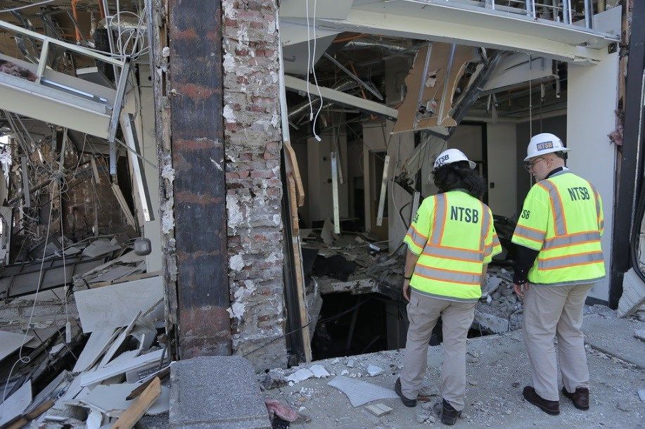 How safe is Youngstown's Realty Building? Can it be salvaged? Engineers ...