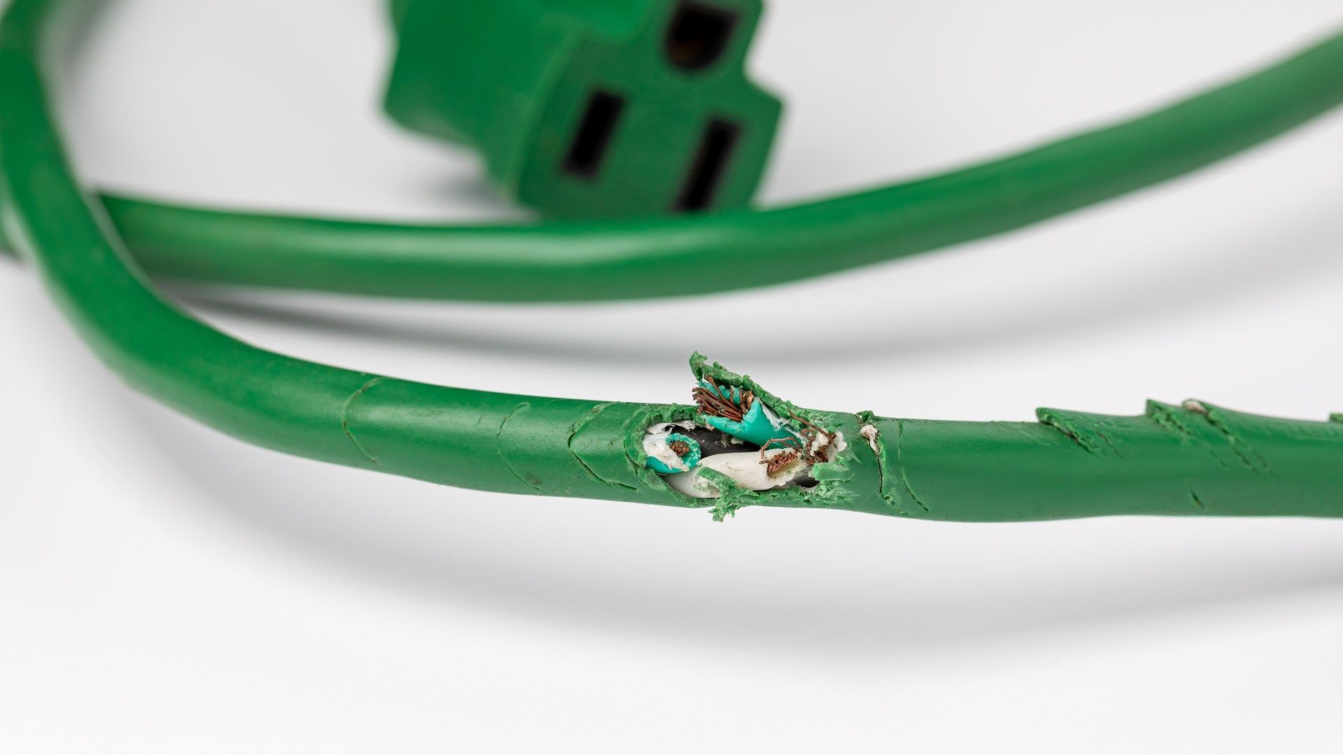 10-month-old dies after being electrocuted by exposed wire in Warren ...