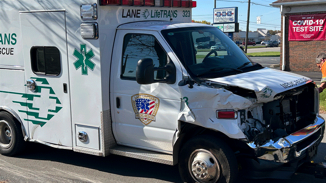 Three-vehicle crash - including an ambulance - has westbound lane of US ...