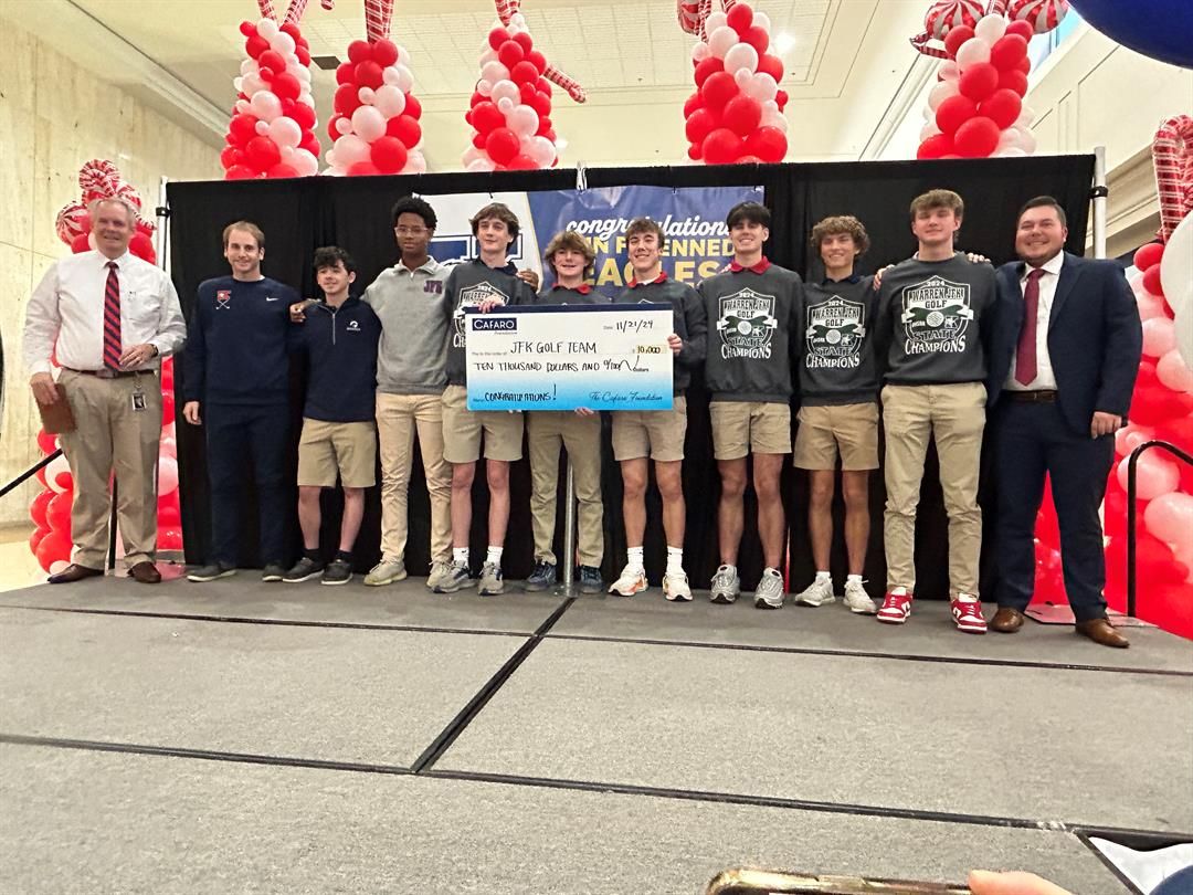 Cafaro Foundation presents $10,000 check to Warren JFK golf team - WFMJ.com