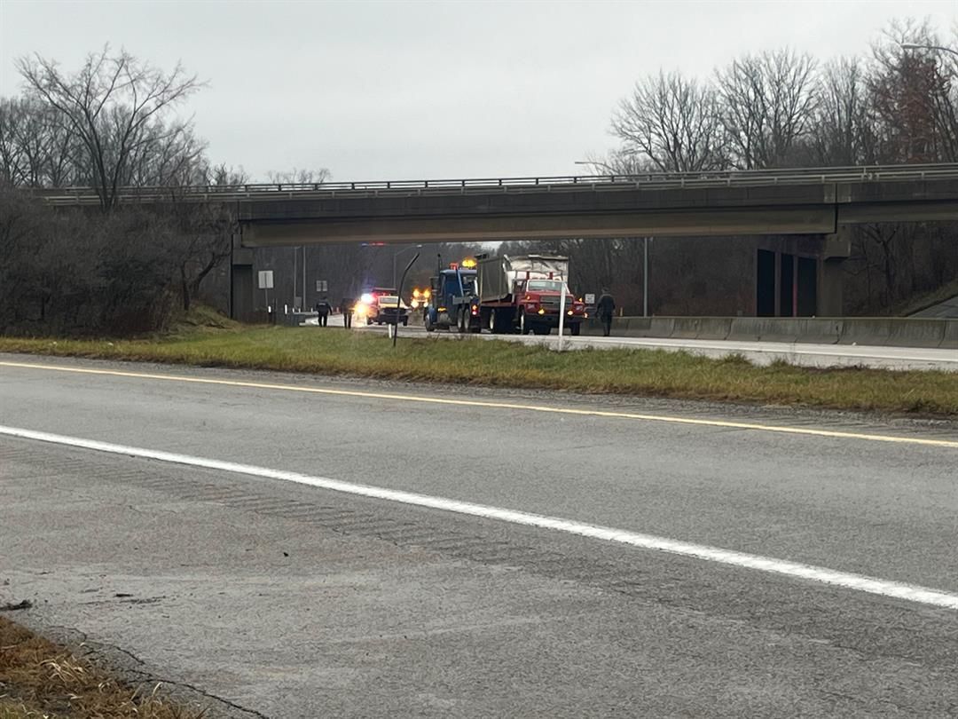 VIDEO: Route 422 overpass closed in Shenango Township after truck crash ...