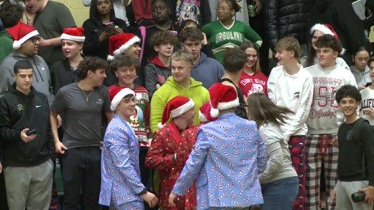 Boy's Basketball- Warren Harding at Ursuline (extended) - WFMJ.com