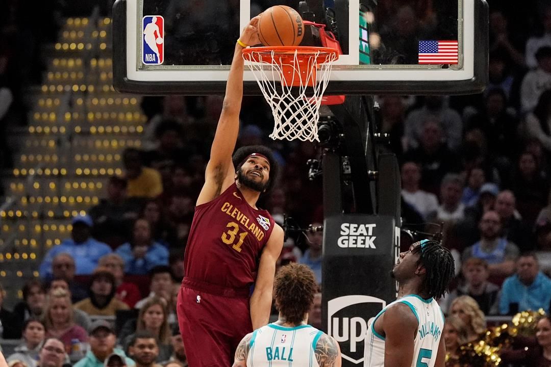 Cavs win 10th straight in 115-105 win over the Hornets - WFMJ.com News ...