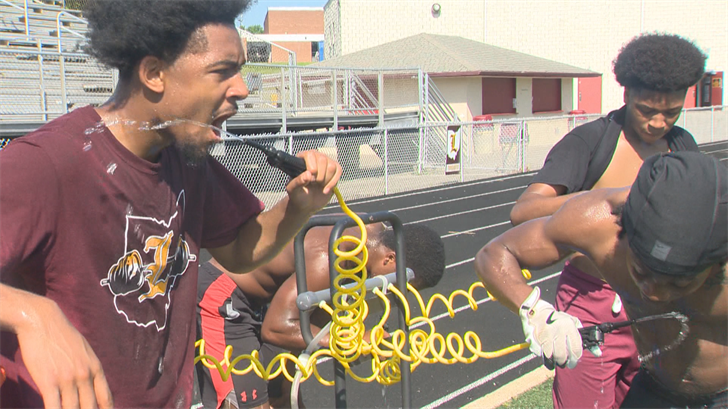 Hot weather & football: Safety comes first - WFMJ.com