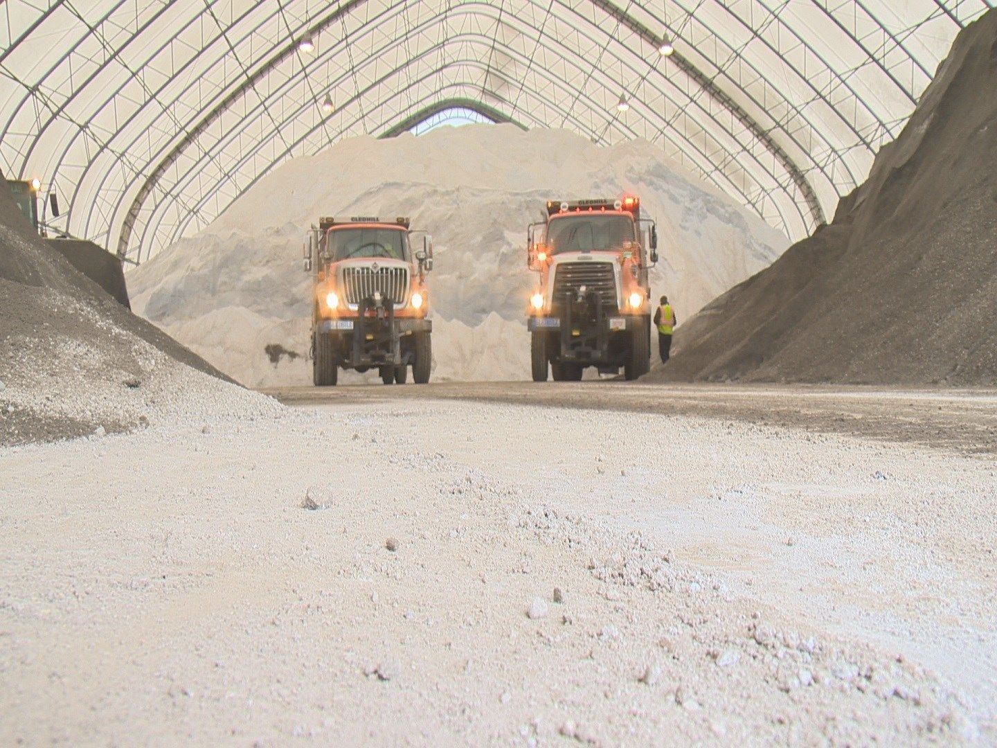 Some communities report dwindling salt supplies - WFMJ.com